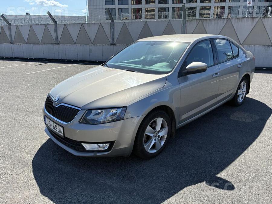 Skoda Octavia 2014 in Riga, with an engine capacity of 1.60 L and mileage of 296 thousand km for 4200 €, photo 1 on AUTOMOTO.COM.LV
