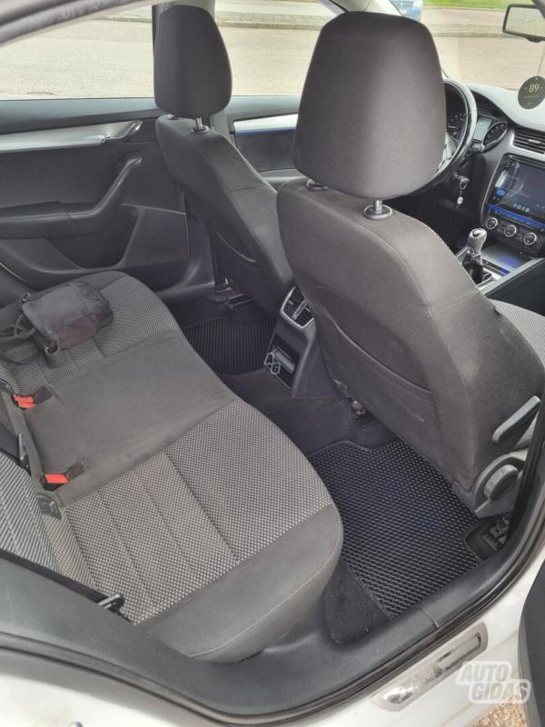 Skoda Octavia 2015 in Kaunas, with an engine capacity of 1.60 L and mileage of 211 thousand km for 7700 €, photo 9 on AUTOMOTO.COM.LV