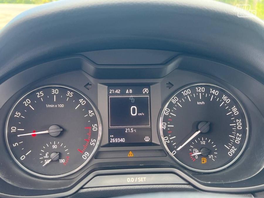 Шкода Октавия 2015 в Паневежис, объемом двигателя 1.60 л и пробегом 270 тыс. км за 5300 €, фото 16 на AUTOMOTO.COM.LV