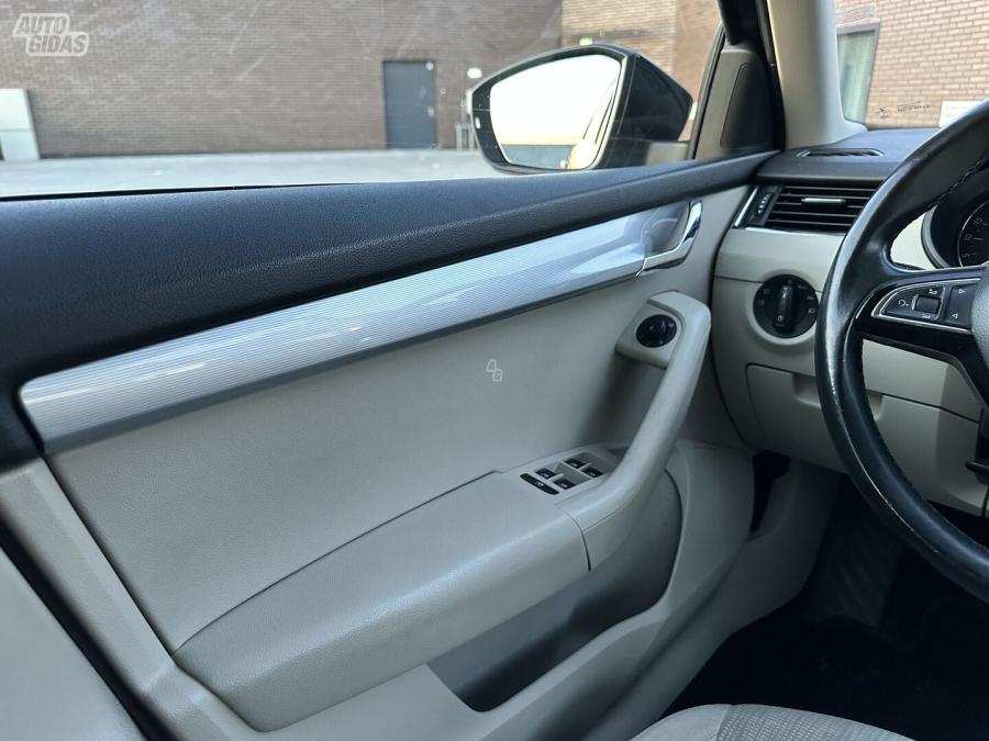 Skoda Octavia 2016 Viļņa, ar dzinēja tilpumu 1.60 L un nobraukumu 400 tūkst. km par 6000 €, foto 15 vietnē AUTOMOTO.COM.LV