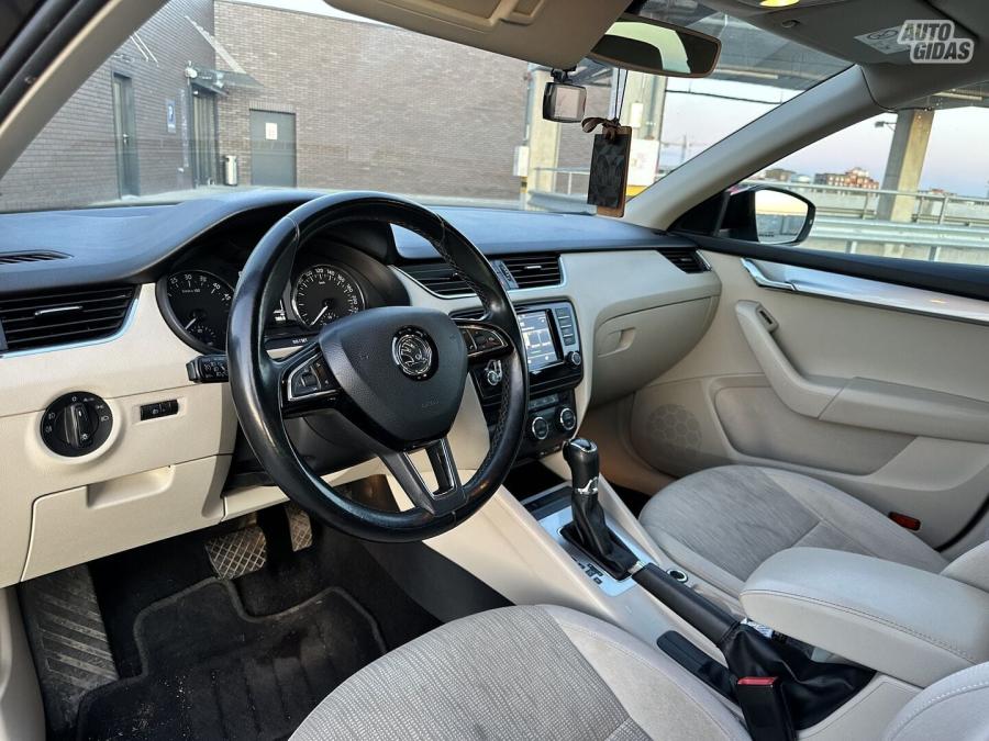 Skoda Octavia 2016 Viļņa, ar dzinēja tilpumu 1.60 L un nobraukumu 400 tūkst. km par 6000 €, foto 17 vietnē AUTOMOTO.COM.LV