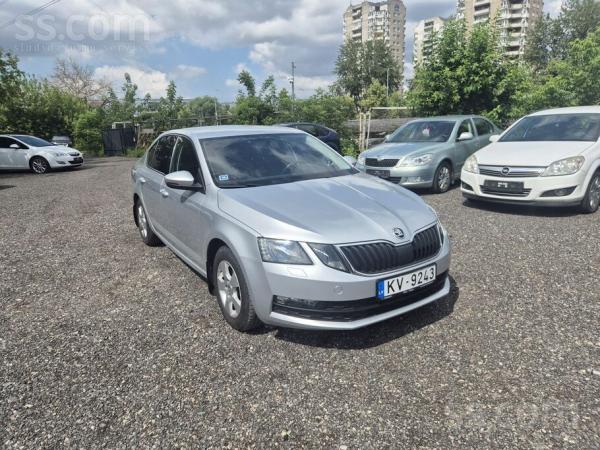 Skoda Octavia 2017 in Riga, with an engine capacity of 1.00 L and mileage of 108 thousand km for 9690 €, photo 2 on AUTOMOTO.COM.LV