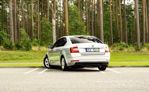 Skoda Octavia 2017 in Riga, with an engine capacity of 1.00 L and mileage of 108 thousand km for 9690 €, photo 8 on AUTOMOTO.COM.LV
