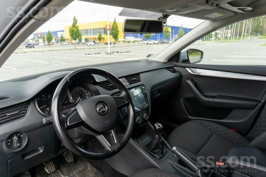 Skoda Octavia 2017 in Riga, with an engine capacity of 1.00 L and mileage of 108 thousand km for 9690 €, photo 10 on AUTOMOTO.COM.LV