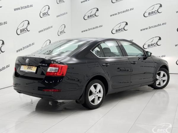 Skoda Octavia 2017 in Vilnius, with an engine capacity of 1.60 L and mileage of 202 thousand km for 7900 €, photo 2 on AUTOMOTO.COM.LV