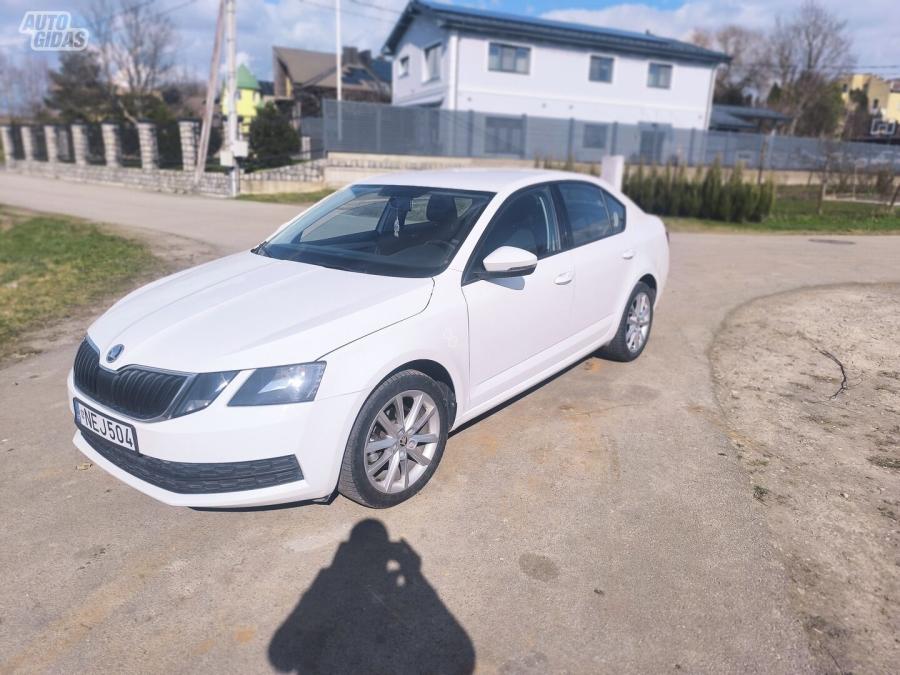 Skoda Octavia 2017 in Siauliai, with an engine capacity of 1.60 L and mileage of 3 thousand km for 6400 €, photo 7 on AUTOMOTO.COM.LV