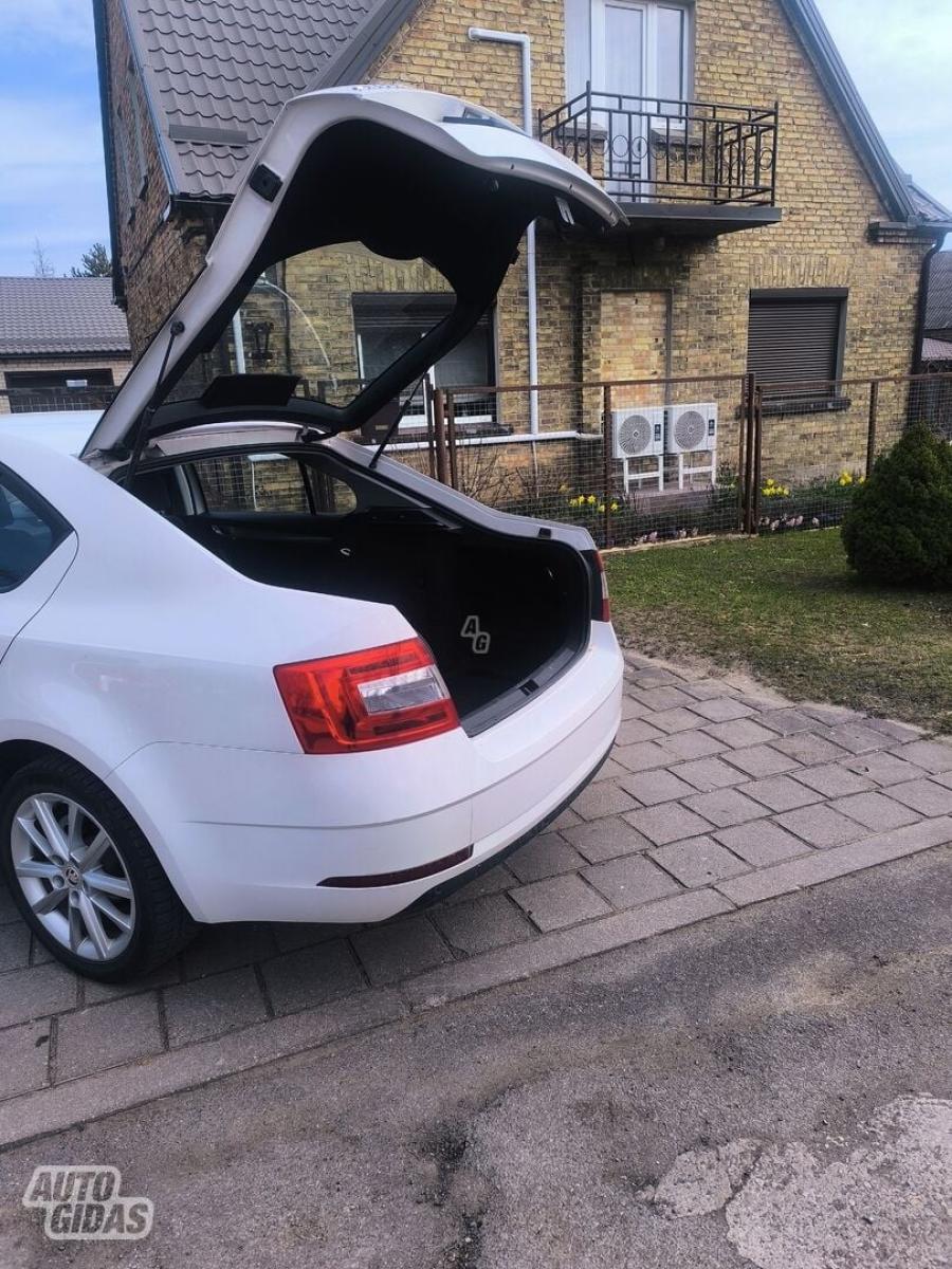 Skoda Octavia 2017 in Siauliai, with an engine capacity of 1.60 L and mileage of 3 thousand km for 6400 €, photo 8 on AUTOMOTO.COM.LV