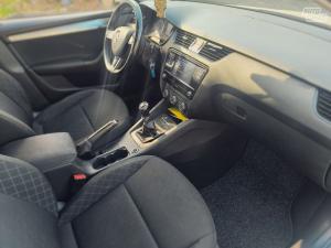 Skoda Octavia 2017 in Siauliai, with an engine capacity of 1.60 L and mileage of 325 thousand km for 6350 €, photo 8 on AUTOMOTO.COM.LV