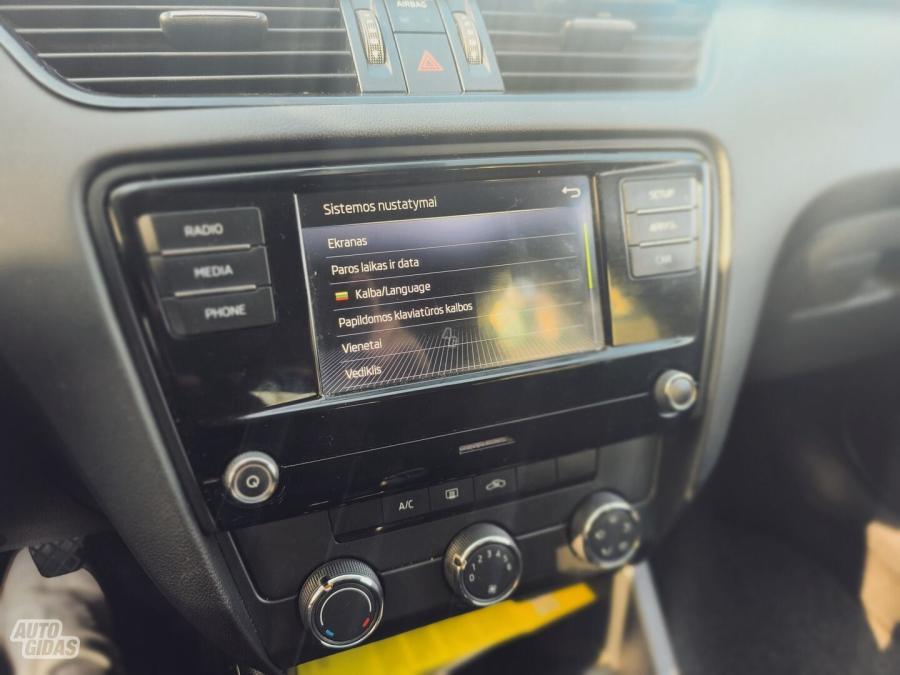 Skoda Octavia 2017 in Siauliai, with an engine capacity of 1.60 L and mileage of 325 thousand km for 6350 €, photo 11 on AUTOMOTO.COM.LV