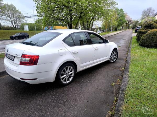 Skoda Octavia 2017 in Siauliai, with an engine capacity of 1.60 L and mileage of 320 thousand km for 6150 €, photo 4 on AUTOMOTO.COM.LV