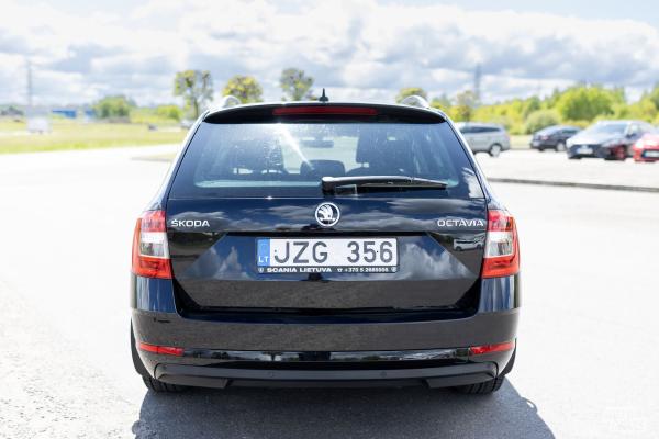 Skoda Octavia 2017 in Vilnius, with an engine capacity of 1.40 L and mileage of 390 thousand km for 6000 €, photo 7 on AUTOMOTO.COM.LV