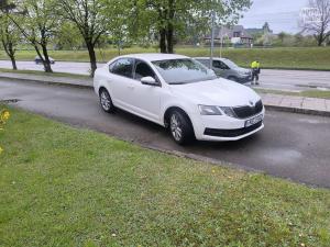 Skoda Octavia 2017 Šauļi, ar dzinēja tilpumu 1.60 L un nobraukumu 300 tūkst. km par 5900 €, foto 6 vietnē AUTOMOTO.COM.LV