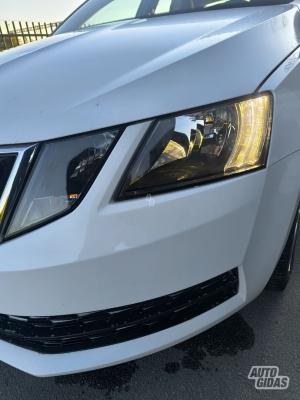 Skoda Octavia 2017 Šauļi, ar dzinēja tilpumu 1.60 L un nobraukumu 299 tūkst. km par 5900 €, foto 15 vietnē AUTOMOTO.COM.LV