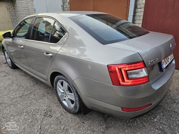 Skoda Octavia 2017 in Kaunas on AUTOMOTO.COM.LV Skoda Octavia 2017 in Kaunas, with an engine capacity of 1.40 L and mileage of 119 thousand km for 7800 €, photo 5 on AUTOMOTO.COM.LV