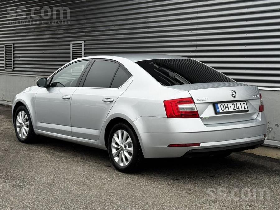 Skoda Octavia 2019 in Riga, with an engine capacity of 1.60 L and mileage of 210 thousand km for 8900 €, photo 3 on AUTOMOTO.COM.LV