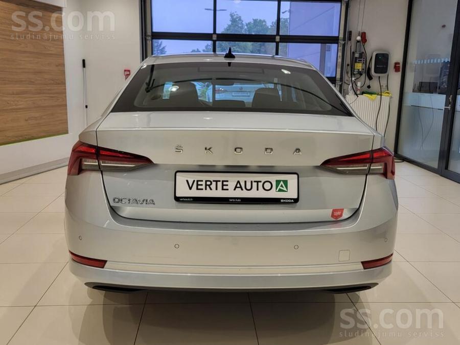 Skoda Octavia 2021 in Riga, with an engine capacity of 2.00 L and mileage of 125 thousand km for 15490 €, photo 5 on AUTOMOTO.COM.LV