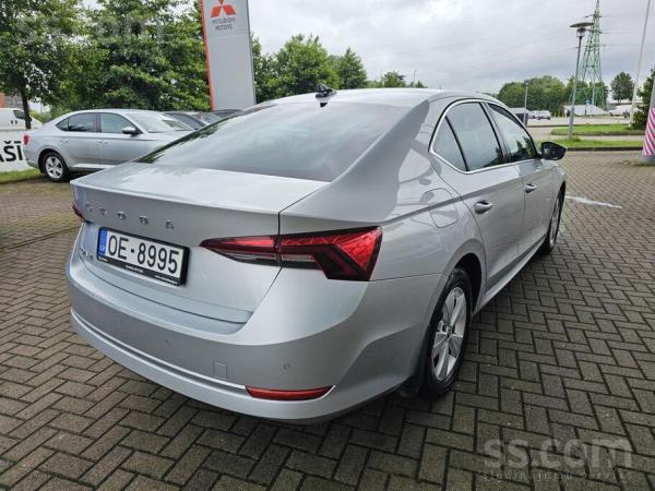 Skoda Octavia 2021 Liepāja, ar dzinēja tilpumu 1.50 L un nobraukumu 59 tūkst. km par 15900 €, foto 4 vietnē AUTOMOTO.COM.LV
