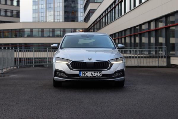Skoda Octavia 2022 Rīga, ar dzinēja tilpumu 1.00 L un nobraukumu 75 tūkst. km par 13280 €, foto 8 vietnē AUTOMOTO.COM.LV