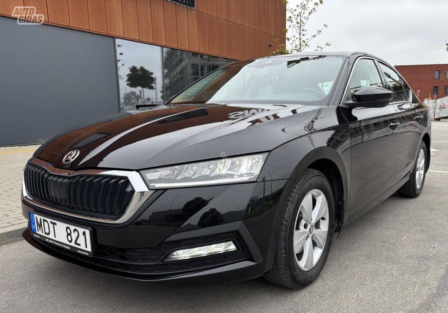 Skoda Octavia 2022 in Klaipeda, with an engine capacity of 2.00 L and mileage of 51 thousand km for 19500 €, photo 1 on AUTOMOTO.COM.LV