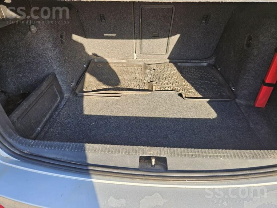 Skoda Octavia 2016 Rīga, ar dzinēja tilpumu 1.60 L un nobraukumu 408 tūkst. km par 4200 €, foto 16 vietnē AUTOMOTO.COM.LV