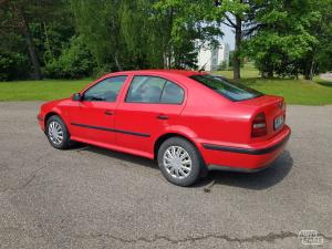 Red Skoda Octavia 1998 in Vilnius, with an engine capacity of 1.90 L and mileage of 290 thousand km for 950 €, photo 4 on AUTOMOTO.COM.LV