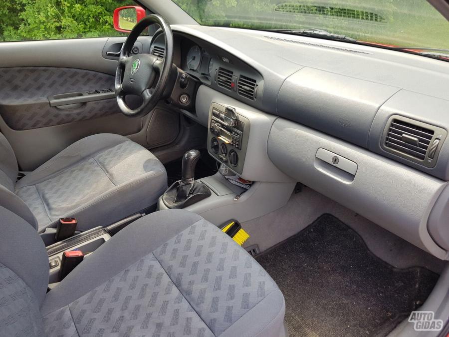 Red Skoda Octavia 1998 in Vilnius, with an engine capacity of 1.90 L and mileage of 290 thousand km for 950 €, photo 10 on AUTOMOTO.COM.LV