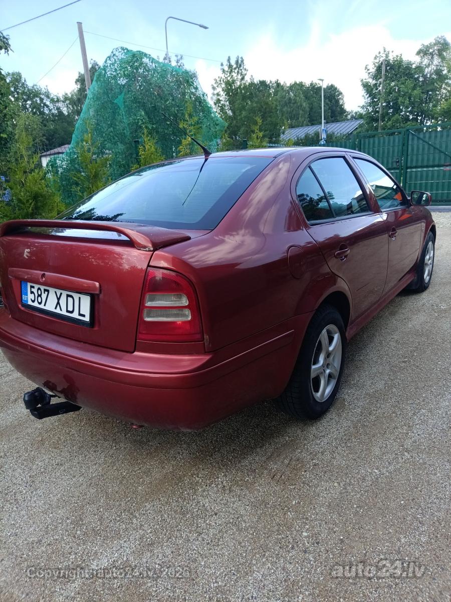 Sarkans Skoda Octavia 2002 Tartu, ar dzinēja tilpumu 1.90 L un nobraukumu 495 tūkst. km par 999 €, foto 5 vietnē AUTOMOTO.COM.LV