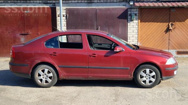 Red Skoda Octavia 2005 in Riga, with an engine capacity of 1.60 L and mileage of 0 thousand km for 650 €, photo 4 on AUTOMOTO.COM.LV