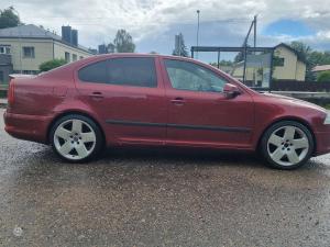 Sarkans Skoda Octavia 2005 Jonava, ar dzinēja tilpumu 1.90 L un nobraukumu 491 tūkst. km par 950 €, foto 8 vietnē AUTOMOTO.COM.LV