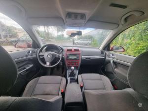 Sarkans Skoda Octavia 2005 Jonava, ar dzinēja tilpumu 1.90 L un nobraukumu 491 tūkst. km par 950 €, foto 15 vietnē AUTOMOTO.COM.LV