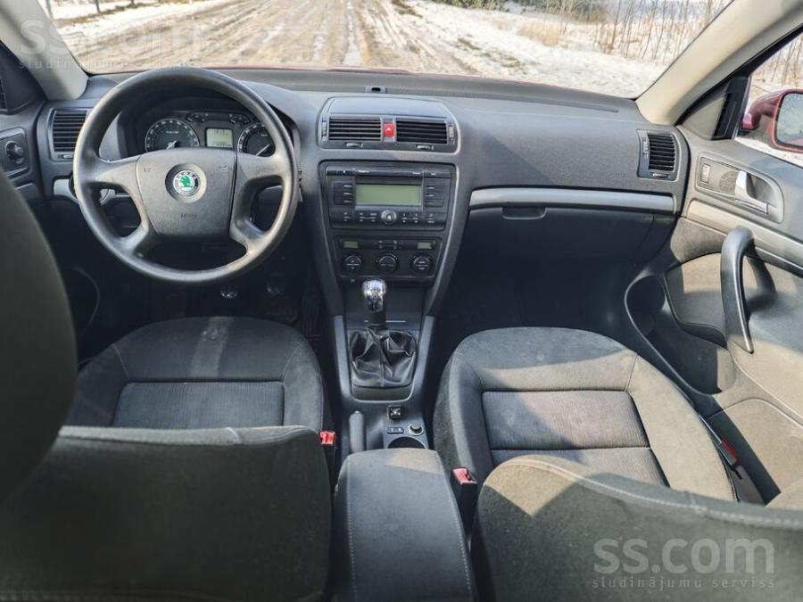 Красный Шкода Октавия 2006 в Лиепая, объемом двигателя 1.60 л и пробегом 277 тыс. км за 1400 €, фото 6 на AUTOMOTO.COM.LV