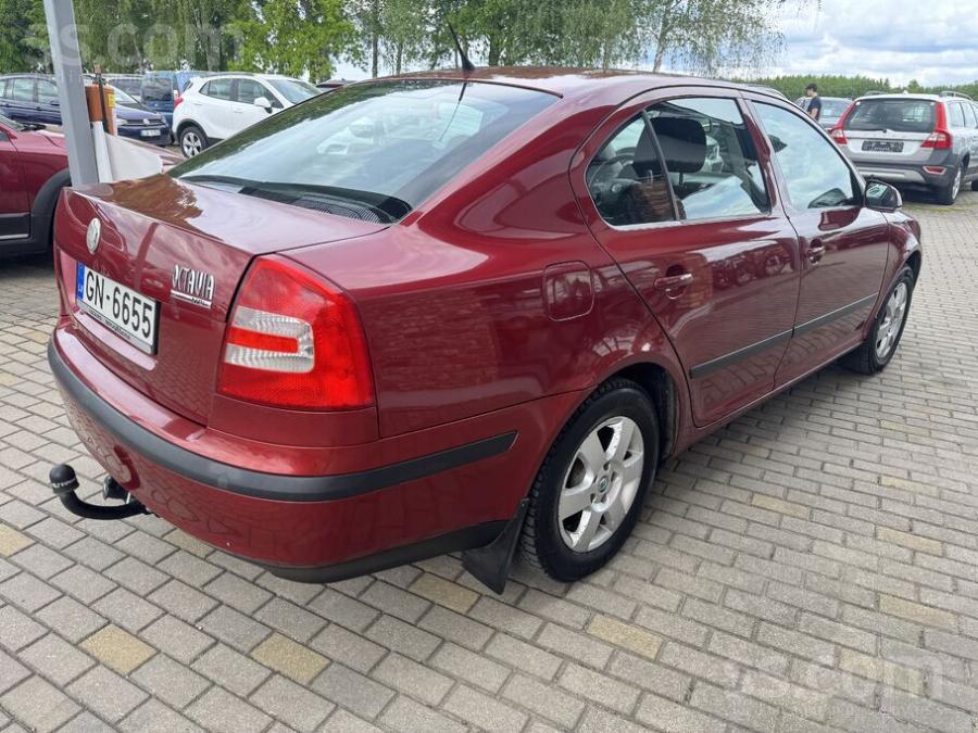 Красный Шкода Октавия 2007 в Талси, объемом двигателя 1.60 л и пробегом 212 тыс. км за 995 €, фото 5 на AUTOMOTO.COM.LV