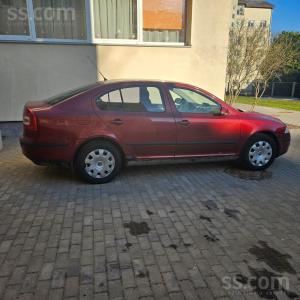Красный Шкода Октавия 2007 в Рига, объемом двигателя 2.00 л и пробегом 301 тыс. км за 2200 €, фото 3 на AUTOMOTO.COM.LV