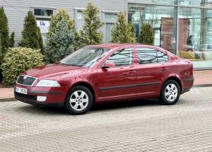 Sarkans Skoda Octavia 2007 Rīga, ar dzinēja tilpumu 2.00 L un nobraukumu 273 tūkst. km par 2270 €, foto 4 vietnē AUTOMOTO.COM.LV