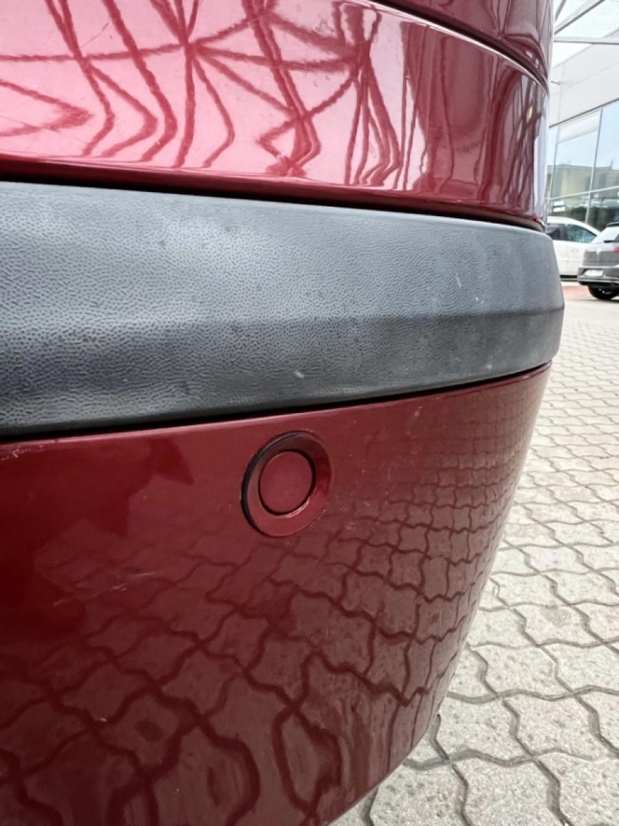 Sarkans Skoda Octavia 2007 Rīga, ar dzinēja tilpumu 2.00 L un nobraukumu 273 tūkst. km par 2270 €, foto 17 vietnē AUTOMOTO.COM.LV