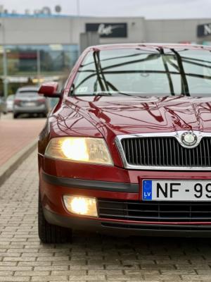 Sarkans Skoda Octavia 2007 Rīga, ar dzinēja tilpumu 2.00 L un nobraukumu 273 tūkst. km par 2270 €, foto 18 vietnē AUTOMOTO.COM.LV