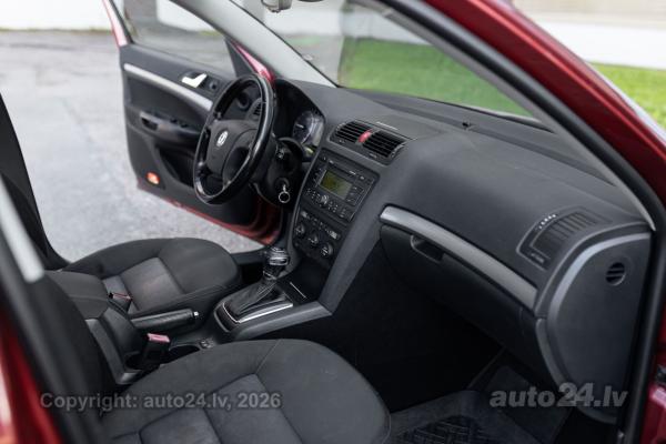 Sarkans Skoda Octavia 2007 Tallina, ar dzinēja tilpumu 1.90 L un nobraukumu 231 tūkst. km par 1999 €, foto 10 vietnē AUTOMOTO.COM.LV