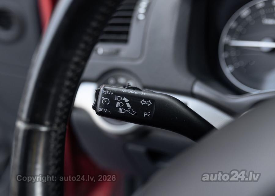 Sarkans Skoda Octavia 2007 Tallina, ar dzinēja tilpumu 1.90 L un nobraukumu 231 tūkst. km par 1999 €, foto 14 vietnē AUTOMOTO.COM.LV
