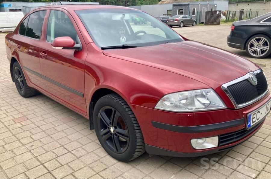 Sarkans Skoda Octavia 2008 Valmiera, ar dzinēja tilpumu 1.60 L un nobraukumu 187 tūkst. km par 2500 €, foto 6 vietnē AUTOMOTO.COM.LV
