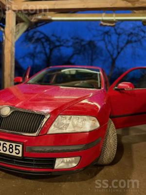 Red Skoda Octavia 2008 in Tukums, with an engine capacity of 2.00 L and mileage of 251 thousand km for 1777 €, photo 6 on AUTOMOTO.COM.LV