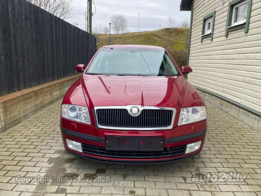 Red Skoda Octavia 2008 in Tallinn, with an engine capacity of 2.00 L and mileage of 269 thousand km for 4290 €, photo 2 on AUTOMOTO.COM.LV