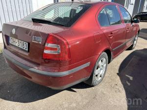 Красный Шкода Октавия 2008 в Лиепая, объемом двигателя 2.00 л и пробегом 250 тыс. км за 1800 €, фото 5 на AUTOMOTO.COM.LV