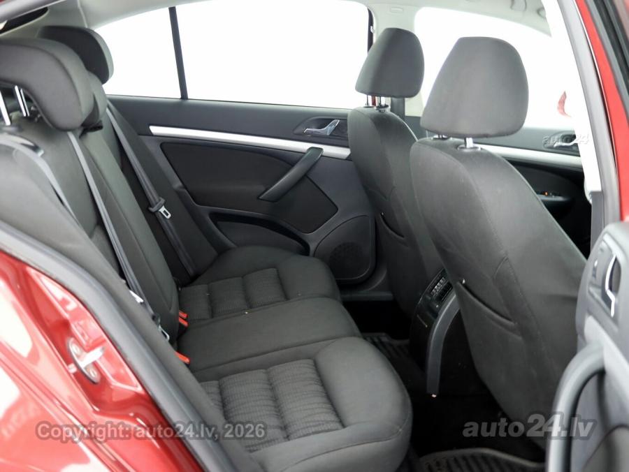 Красный Шкода Октавия 2009 в Таллин, объемом двигателя 1.40 л и пробегом 211 тыс. км за 2199 €, фото 8 на AUTOMOTO.COM.LV