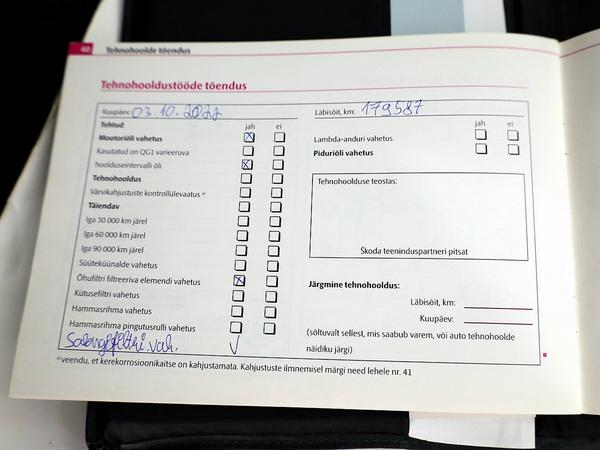Красный Шкода Октавия 2009 в Таллин, объемом двигателя 1.40 л и пробегом 211 тыс. км за 2199 €, фото 8 на AUTOMOTO.COM.LV