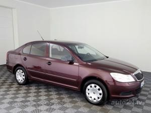 Красный Шкода Октавия 2010 в Таллин, объемом двигателя 1.20 л и пробегом 183 тыс. км за 1999 €, фото  на AUTOMOTO.COM.LV