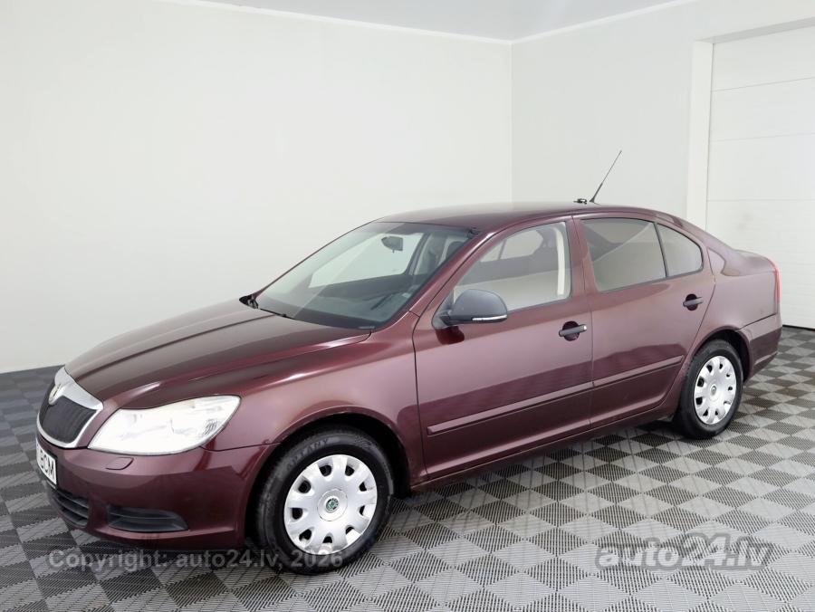 Красный Шкода Октавия 2010 в Таллин, объемом двигателя 1.20 л и пробегом 183 тыс. км за 1999 €, фото 3 на AUTOMOTO.COM.LV