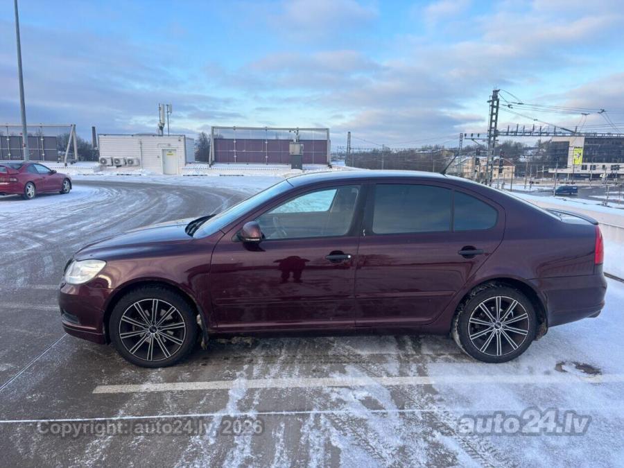 Red Skoda Octavia 2011 in Tallinn, with an engine capacity of 1.20 L and mileage of 190 thousand km for 2800 €, photo 2 on AUTOMOTO.COM.LV