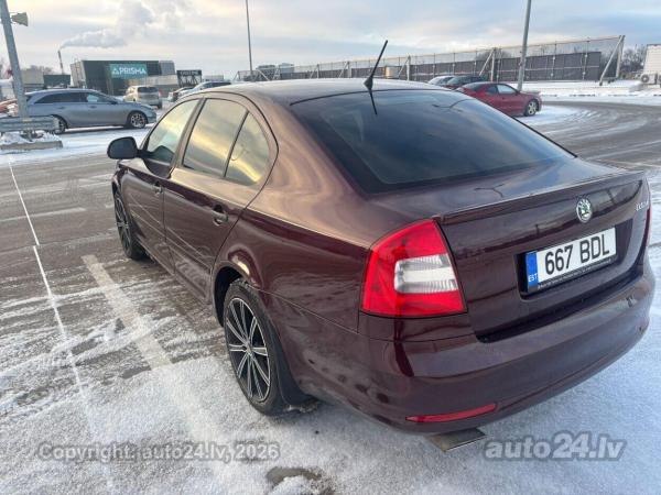 Red Skoda Octavia 2011 in Tallinn, with an engine capacity of 1.20 L and mileage of 190 thousand km for 2800 €, photo 3 on AUTOMOTO.COM.LV