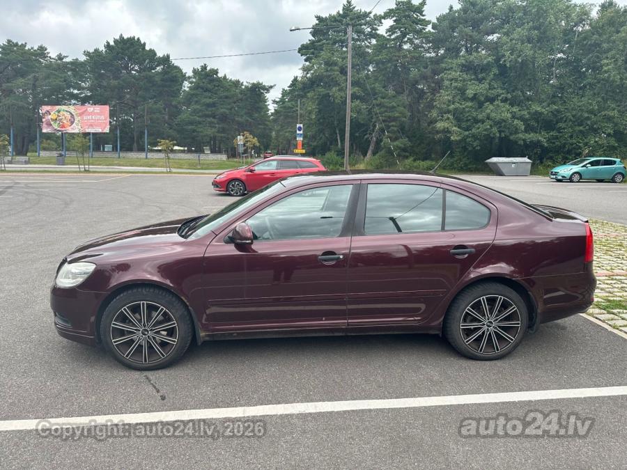 Sarkans Skoda Octavia 2011 Tallina, ar dzinēja tilpumu 1.20 L un nobraukumu 192 tūkst. km par 2200 €, foto 3 vietnē AUTOMOTO.COM.LV