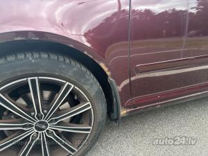 Sarkans Skoda Octavia 2011 Tallina, ar dzinēja tilpumu 1.20 L un nobraukumu 192 tūkst. km par 2200 €, foto 10 vietnē AUTOMOTO.COM.LV